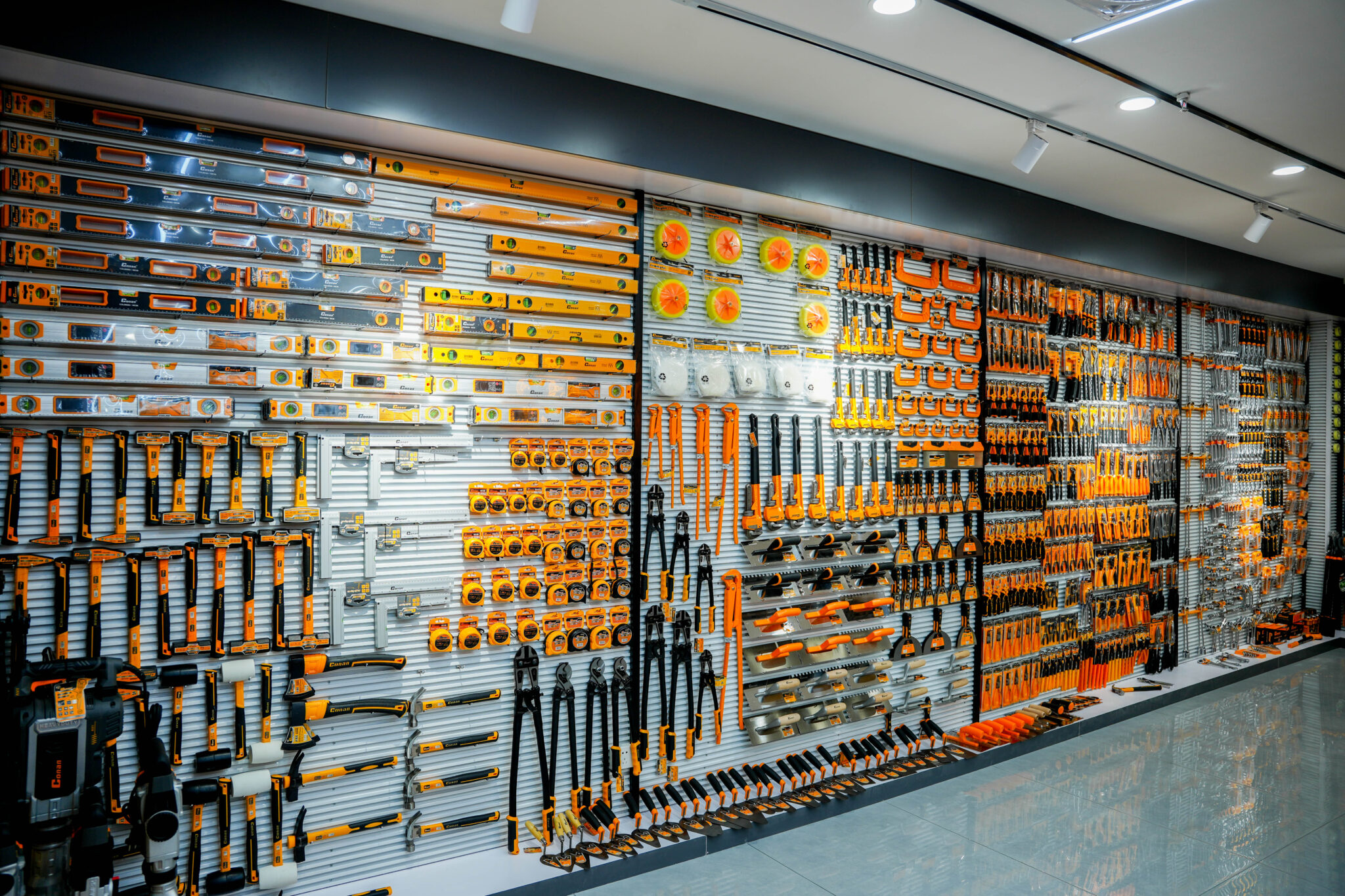 Our New Flagship Store Has Opened. - electric tools manufacturers shop